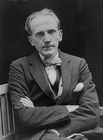 Pooh: Câteodată, cele mai mici lucruri ocupă cel mai mult... - Citat de ...