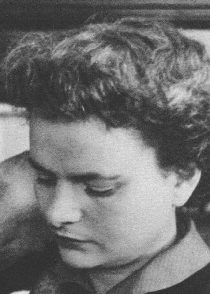 Elsa Morante, Scriitoare, eseistă, poetă și traducătoare italiană