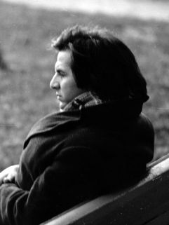 Valeriu Matei, Scriitor si politician roman - RightWords